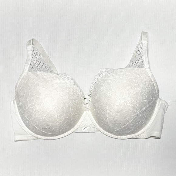 torrid | Intimates & Sleepwear | Torrid Curve Lace Push Up Bra | Poshmark